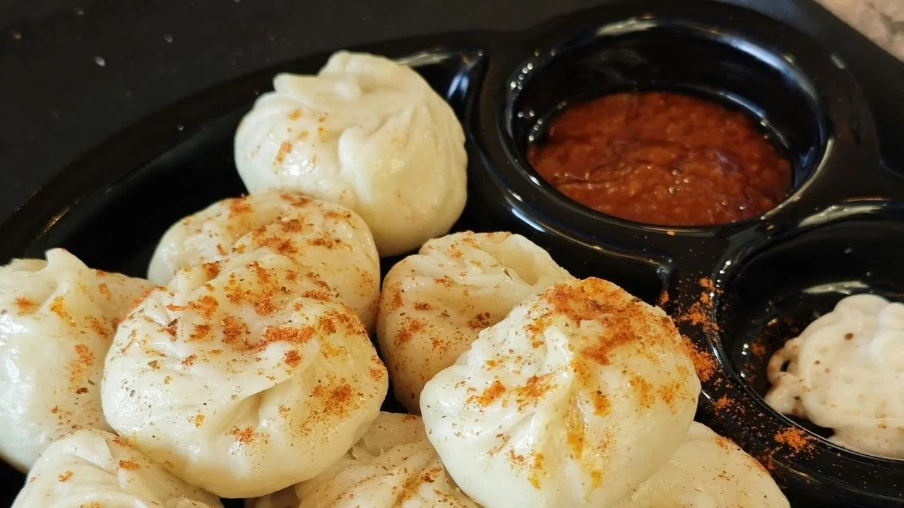 5 Key Differences Between Dim Sum and Momos: Similar Looks, Completely ...