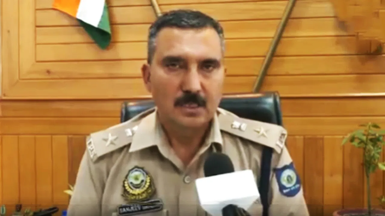 Who Is IPS Sanjeev Kumar Gandhi? Shimla SP Who Took on the DGP Over Vimal Negi Case | NewsCrab